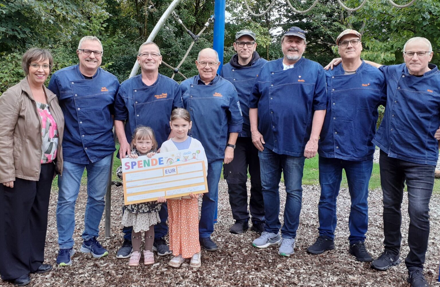 Spießbraten-Aktion bringt über 1.000 Euro für Kindergarten Heilige Familie - St. Wendeler Land ...