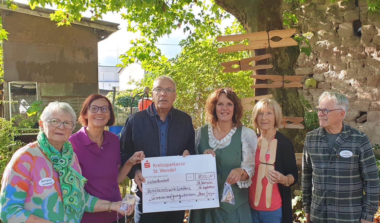 Pfarreien erwandern Spende für Demenz-Netzwerk St. Wendel - St ...